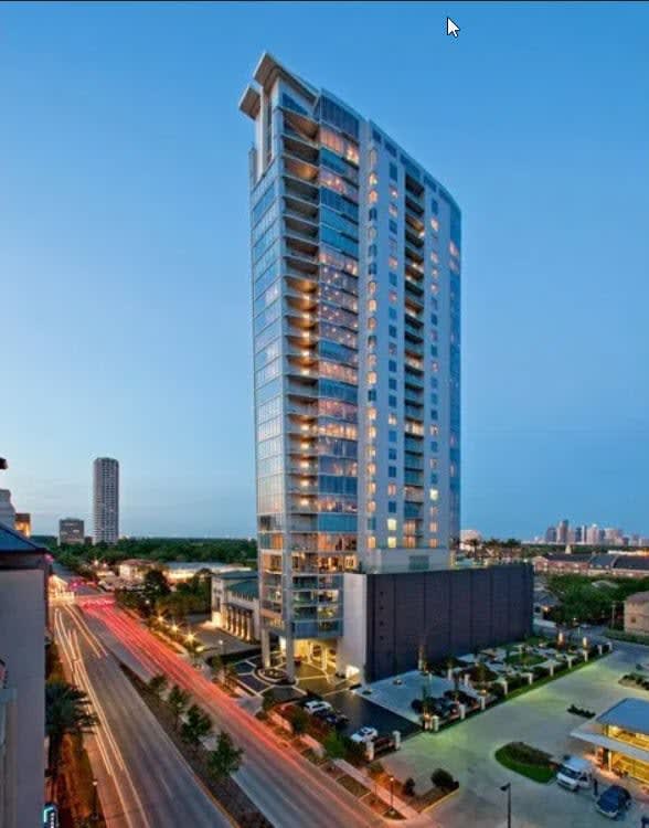 Houston's Upper Kirby High-Rise Penthouse