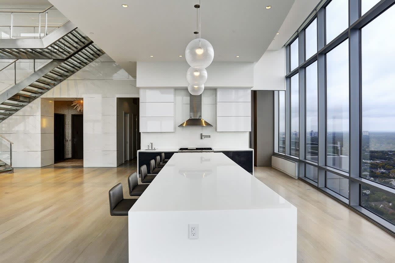 Houston's Upper Kirby High-Rise Penthouse