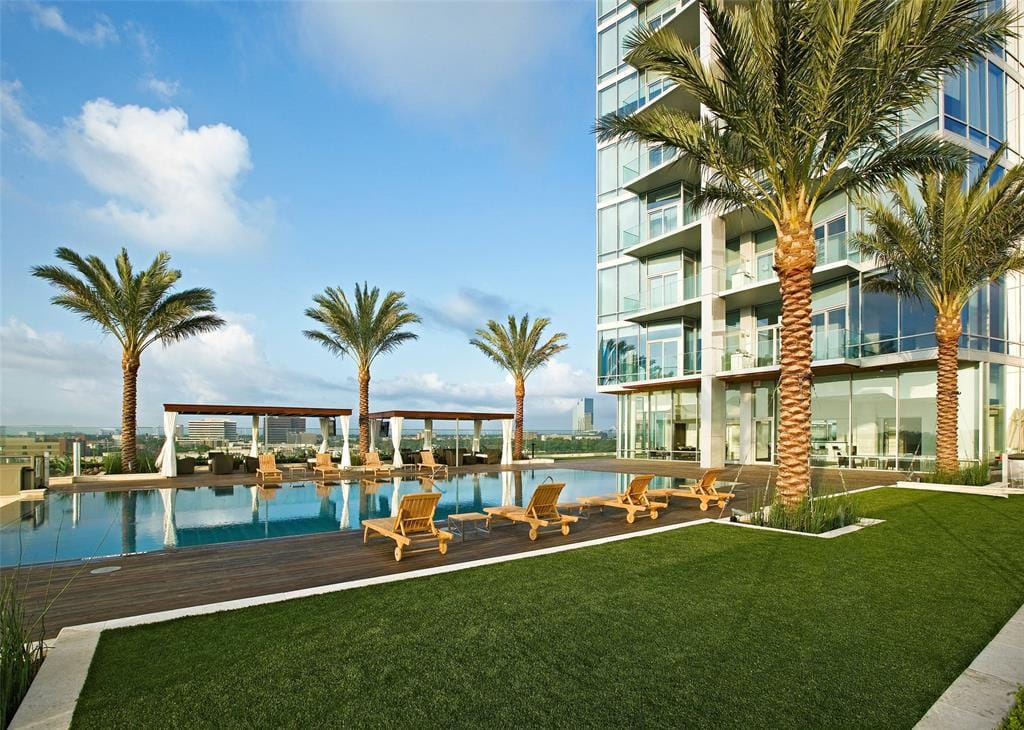 Houston's Upper Kirby High-Rise Penthouse