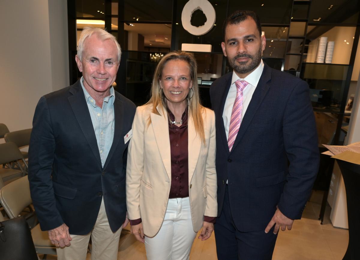 Designers Marveled at The Art of Veneer - eggersmann Florida CEU