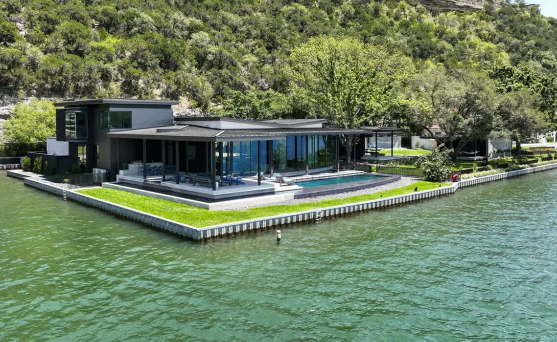 Award-Winning Home's Kitchen