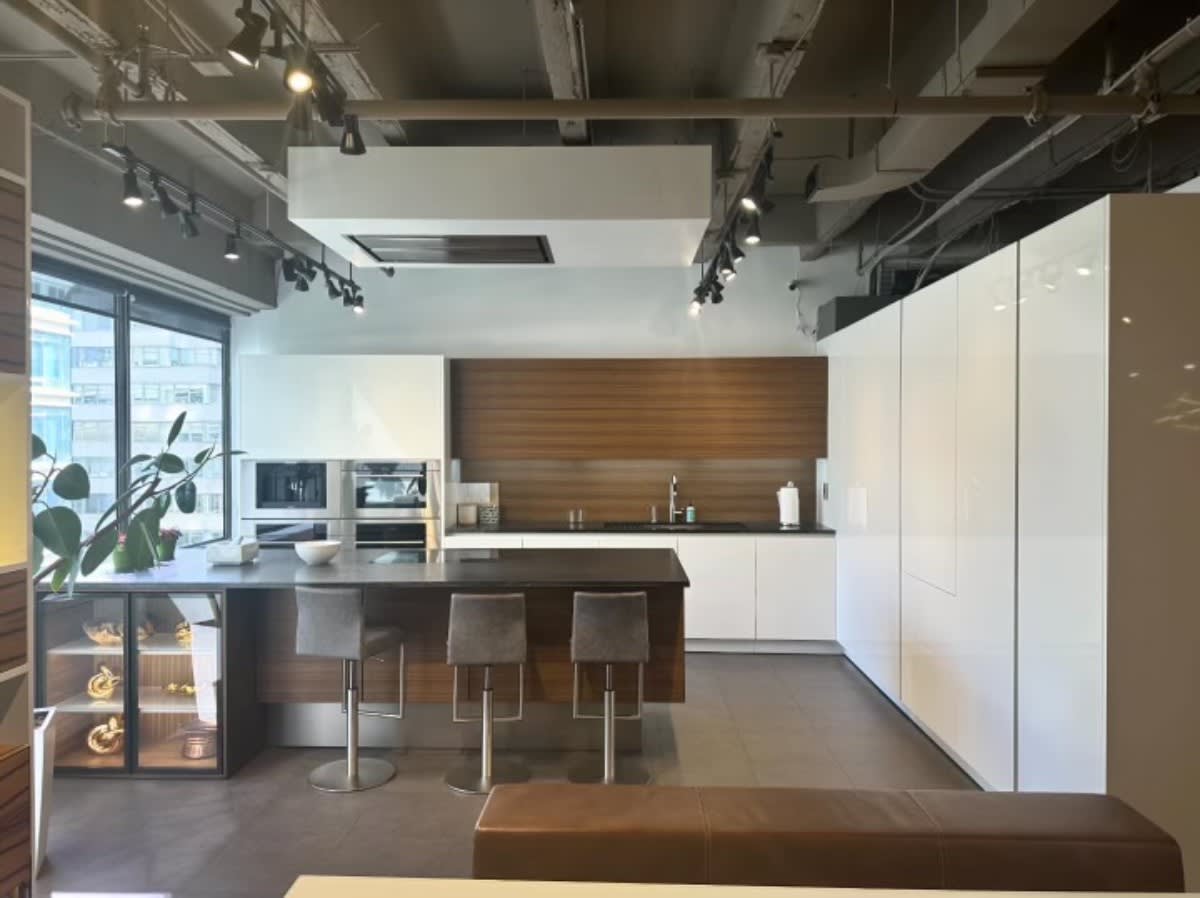 Luxury Kitchen Cabinet Displays for Sale | eggersmann