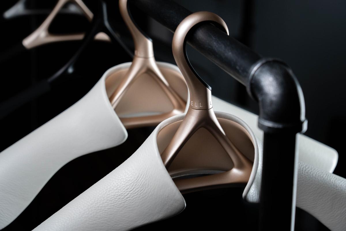 Lou Hansell Luxury Hangers - eggersmann Brand Partner