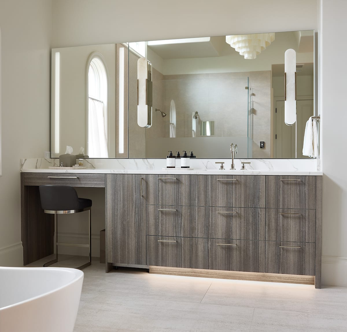 Luxury Modern Bathrooms | German Bed & Bath Inspirations