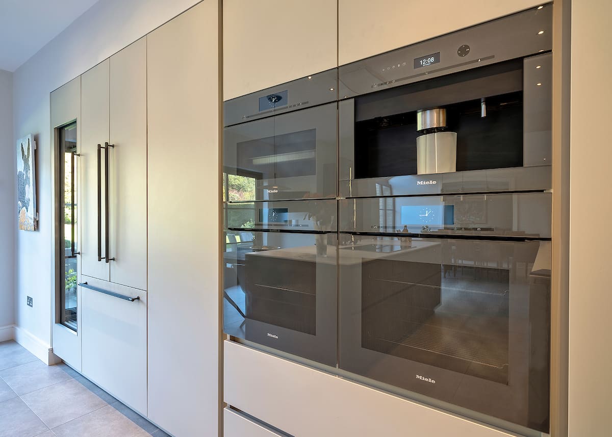 Selecting Luxury Kitchen Appliances - eggersmann