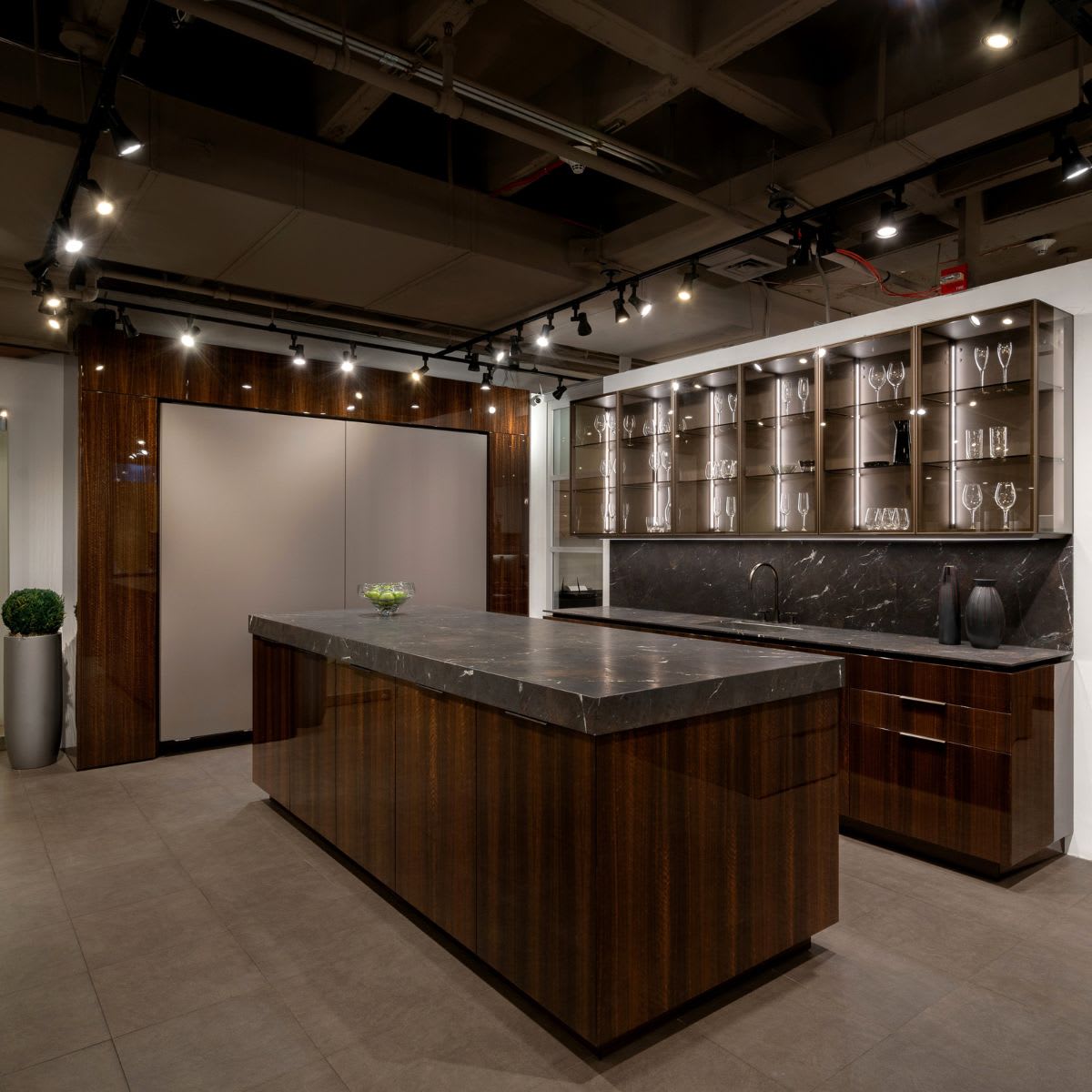 Invisible Kitchens Transform Chaos into Calm
