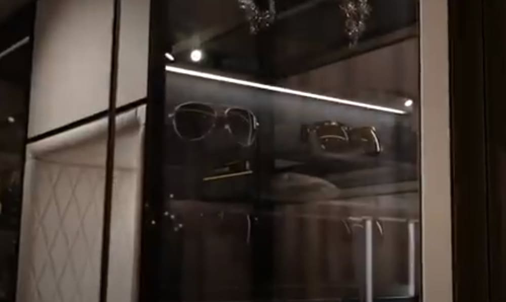 Spyglass Doors - eggersmann