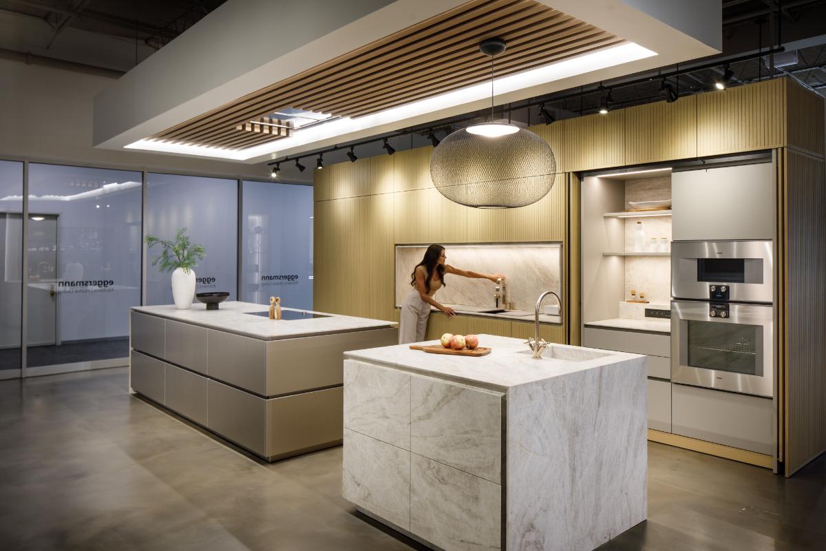 motionV: Vertical Sliding Doors - eggersmann Kitchens