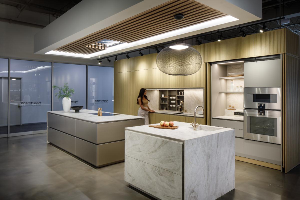 motionV: Vertical Sliding Doors - eggersmann Kitchens