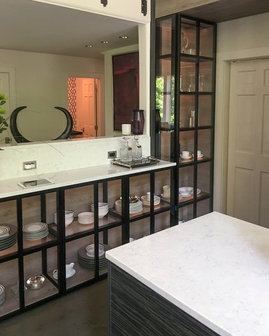 The Art of Styling Glass Kitchen Cabinets - eggersmann