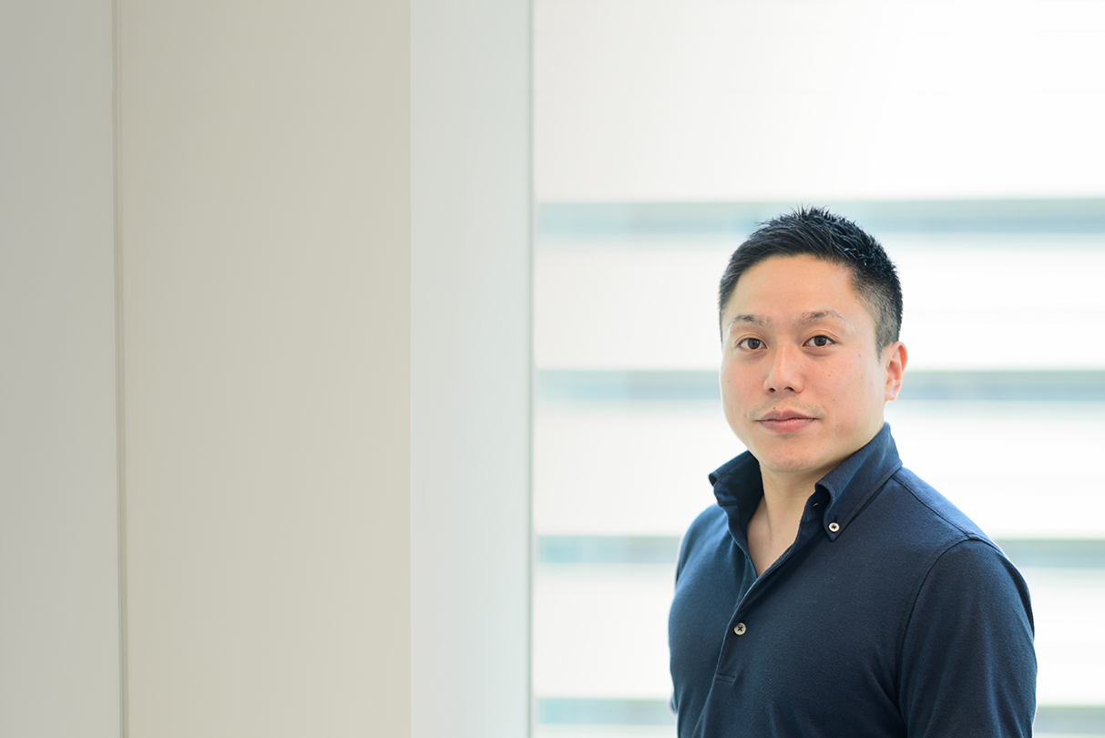 Hiroki Ashida | Eight Roads