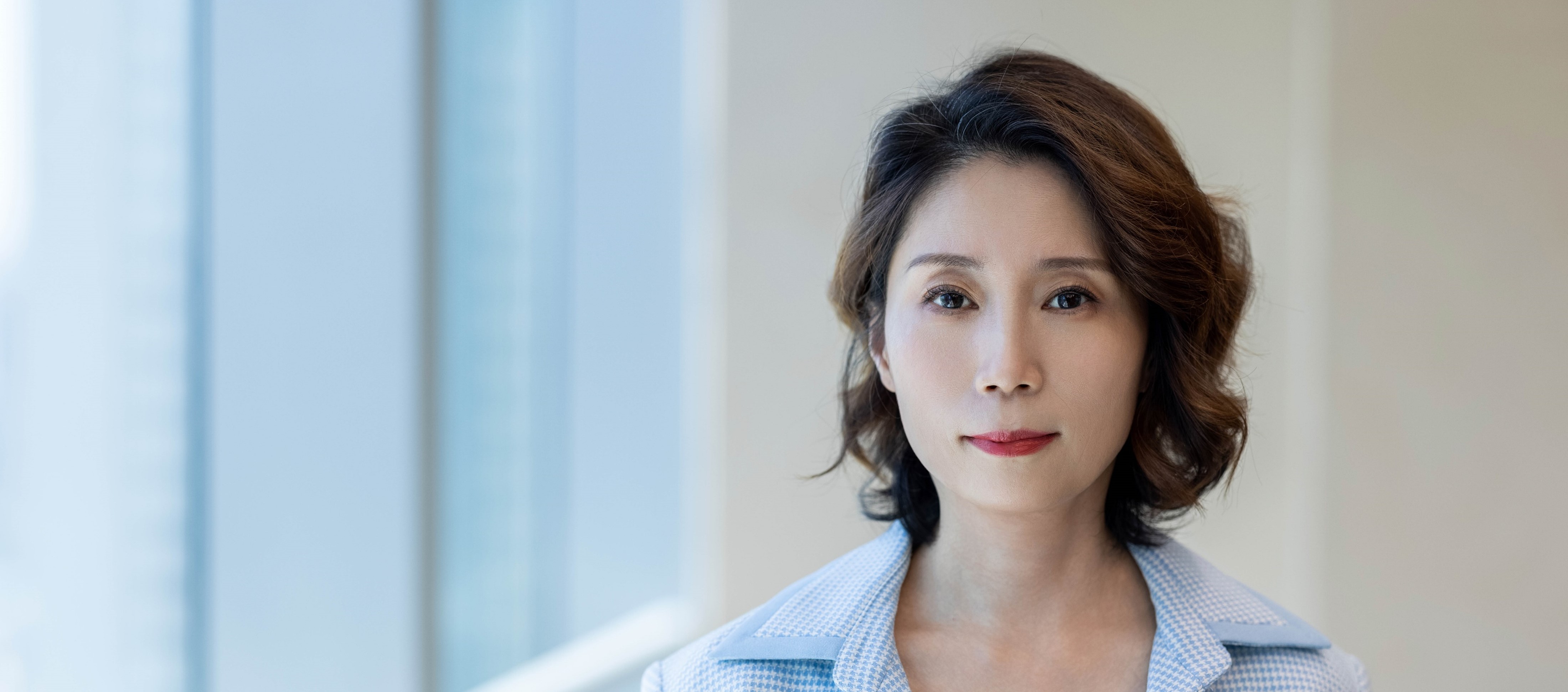 王 冀姝 | Eight Roads