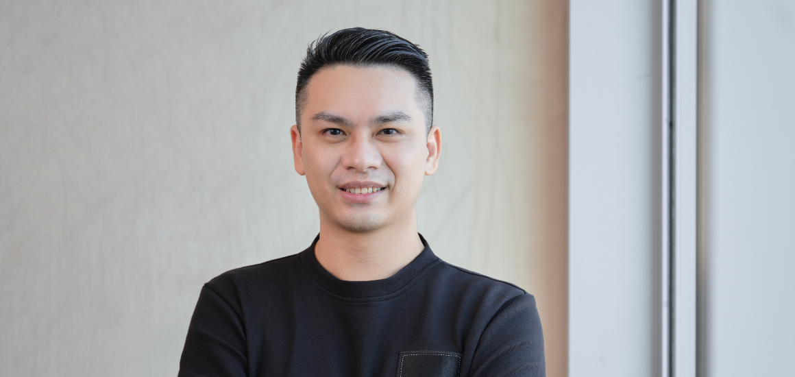 杜 欣 | Eight Roads