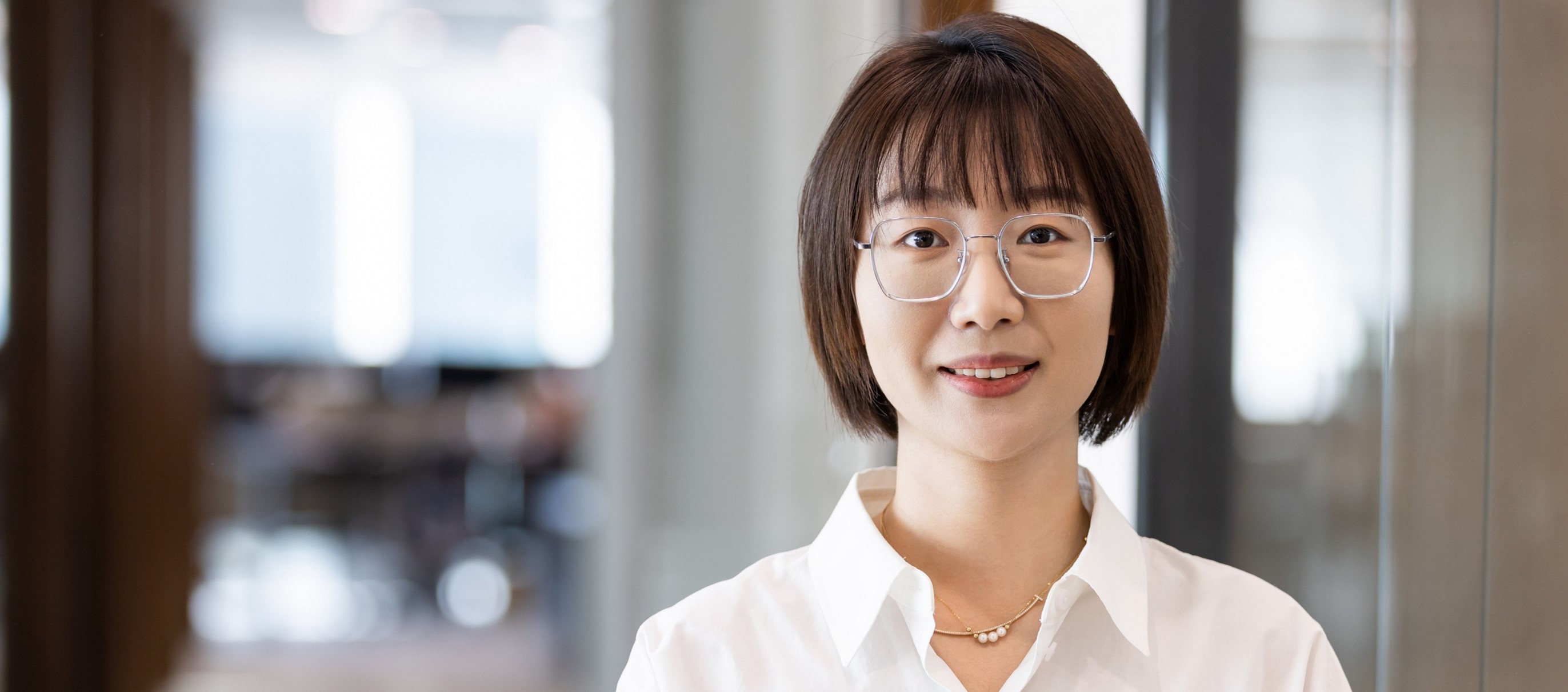 Vicky Li | Eight Roads