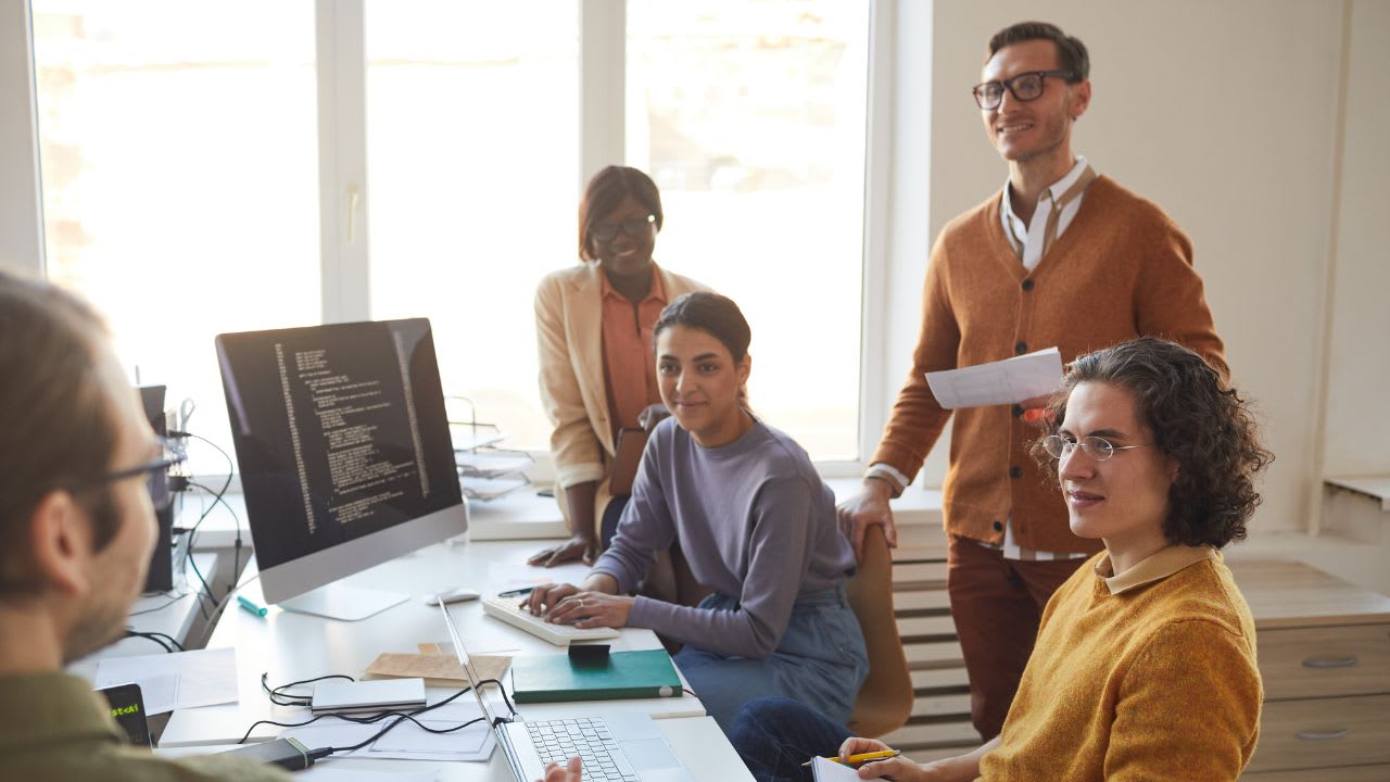 The Benefits of Hiring Dedicated Developers | 18Techs