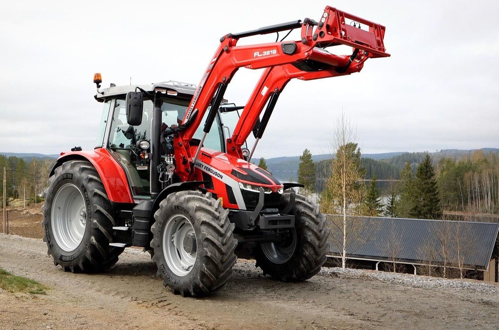 Sprek og allsidig traktor - Eiksenteret