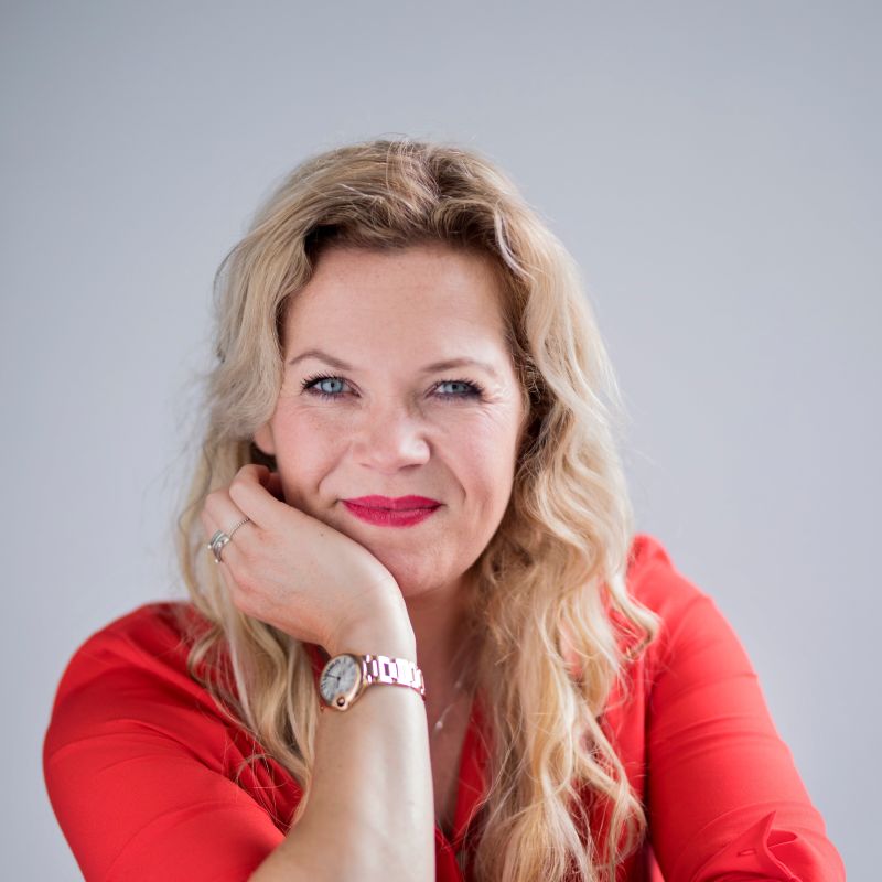 Roos Schlikker | Uitgeverij Pluijm | Uitgeverij Pluim