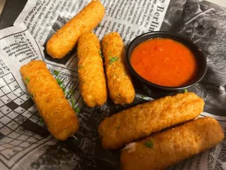 Order Sal's Italian Restaurant & Pizzeria