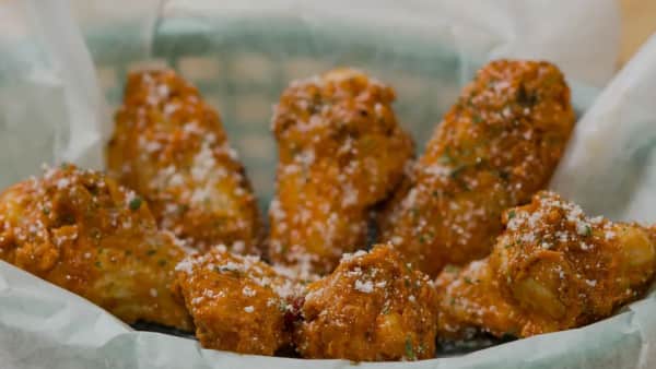 Order Bacci's Pizza & Pasta