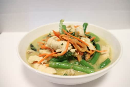 image of 22) Gaeng Keo Wan