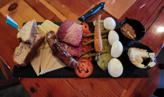 Order Barrington's Irish Bar & Grill