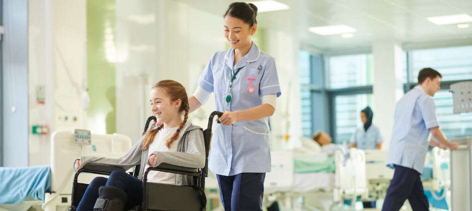 How to Become a Hospital Porter