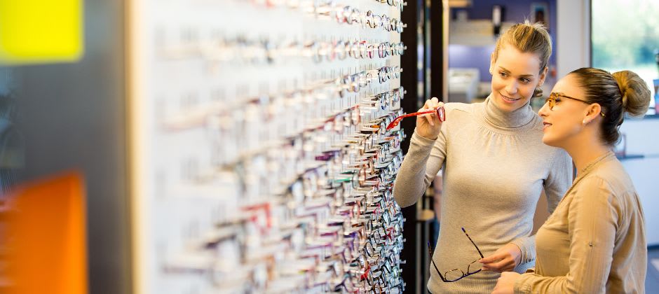 Så blir du optiker
