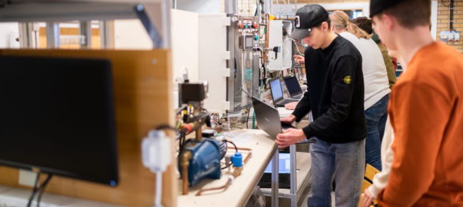 El- och energiprogrammet, Elteknik, Lars Kaggskolan