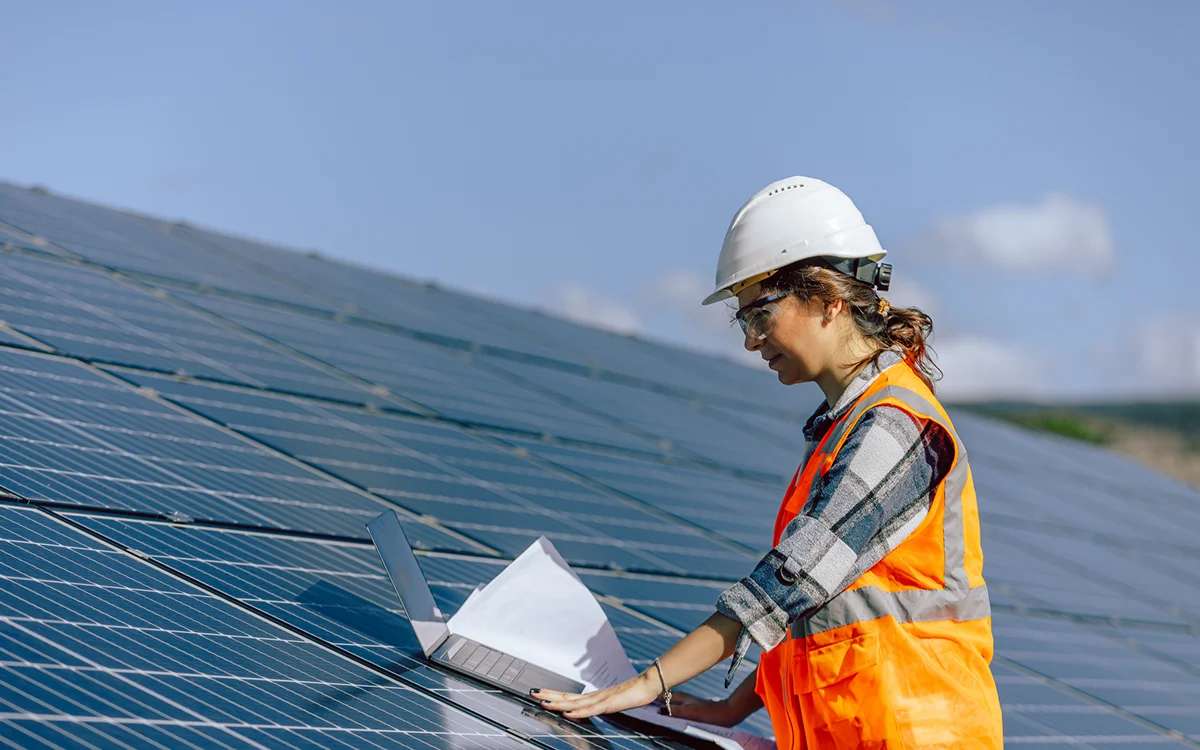 Nätverksteknik och cybersäkerhet inom solenergi 30 YH-poäng, Nercia Utbildning