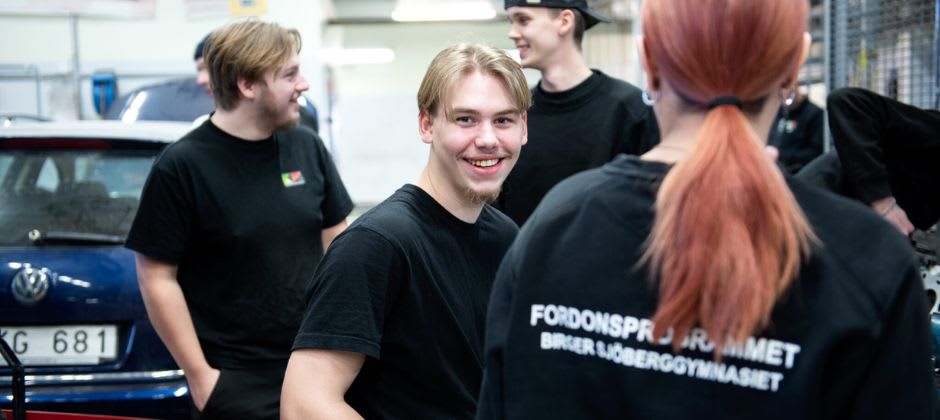 Karosseri och lackering på Birger Sjöberggymnasiet