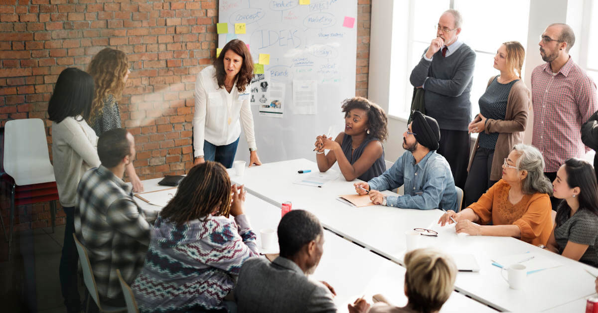 8 Möglichkeiten, in Meetings clever zu wirken