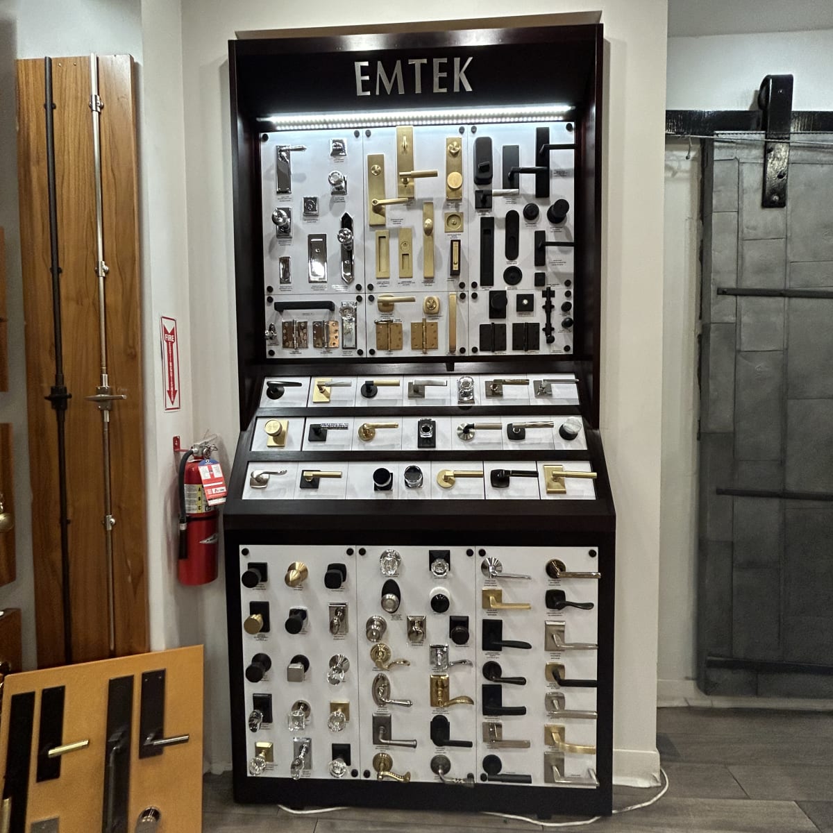 Dealer Spotlight: Simon's Hardware | Emtek