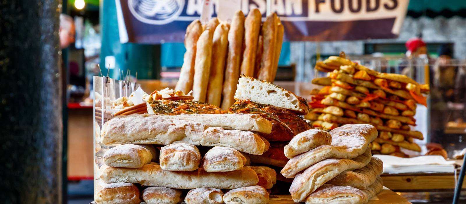 Cuisine in UK & Ireland | Travel Tips | Enchanting Travels