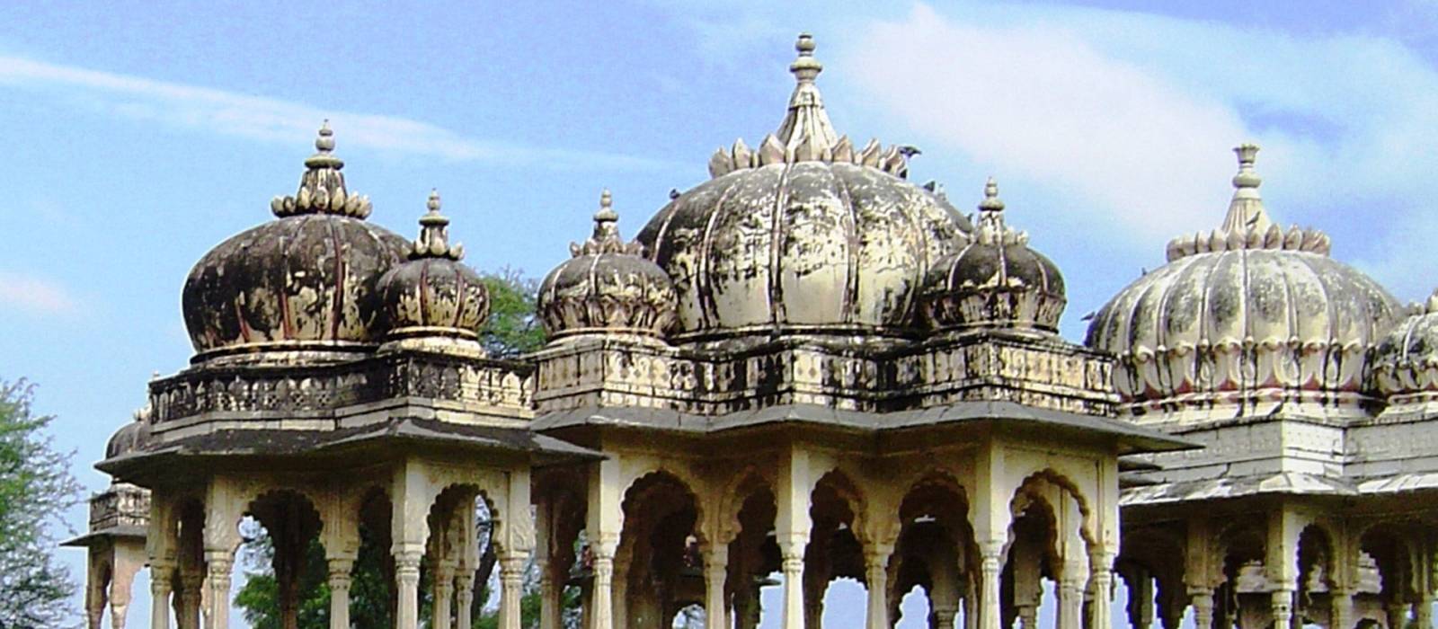 Deogarh Tours & Custom India Tours | Enchanting Travels