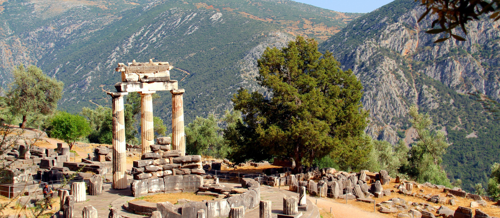 Exclusive Travel Tips for Your Destination Delphi in Greece