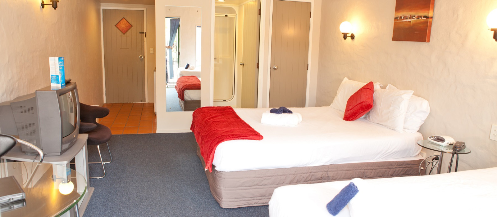 Parklane Motor Lodge Hotel in New Zealand | ENCHANTING TRAVELS