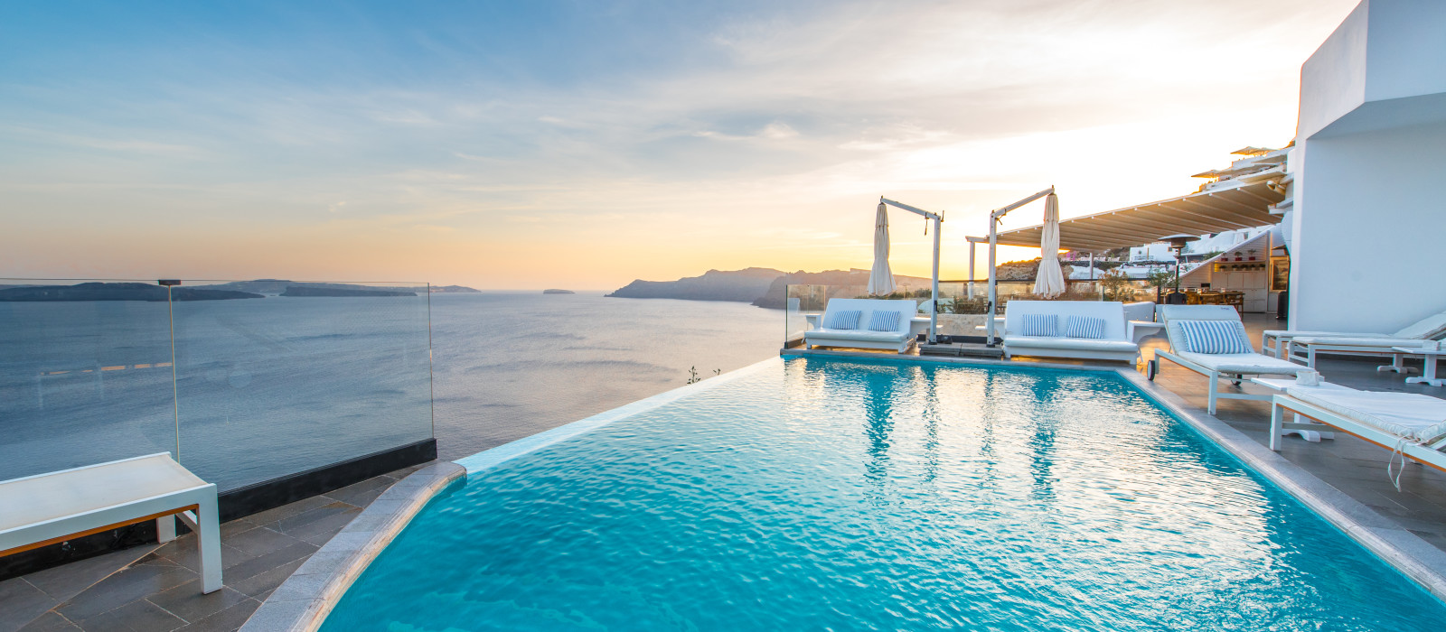 Santorini Secret Suites & Spa (Oia) Hotel in Greece | ENCHANTING TRAVELS