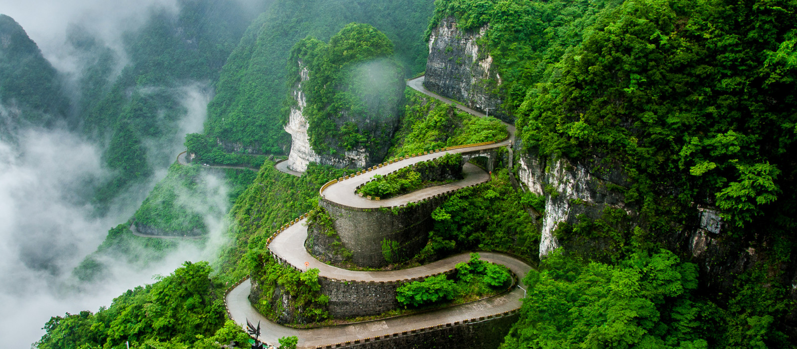 Zhangjiajie private tours in China | Enchanting Travels