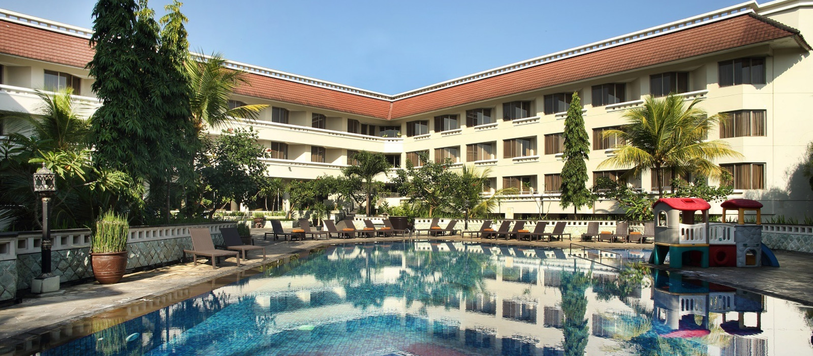 Santika Premier Malang Hotel in Indonesia | ENCHANTING TRAVELS Santika Premier Malang Hotel in Indonesia | ENCHANTING TRAVELS