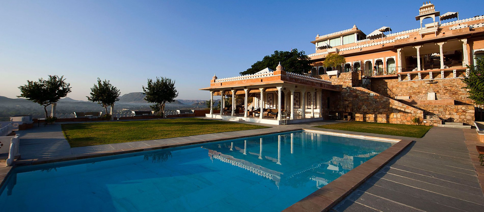 Fateh Garh Hotel in North India | ENCHANTING TRAVELS