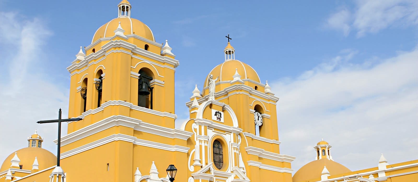 Trujillo Tours & Custom Peru Tours | Enchanting Travels