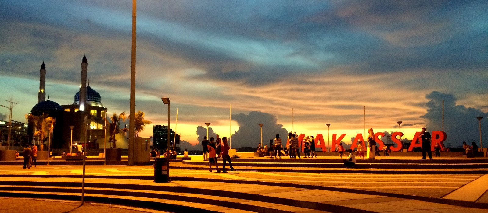 Makassar Tours & Custom Indonesia Tours | Enchanting Travels