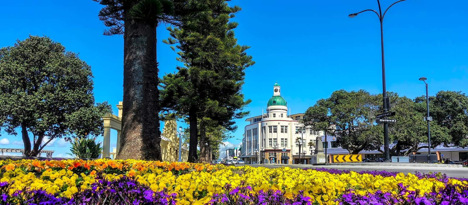 Napier Tours & Custom New Zealand Tours | Enchanting Travels
