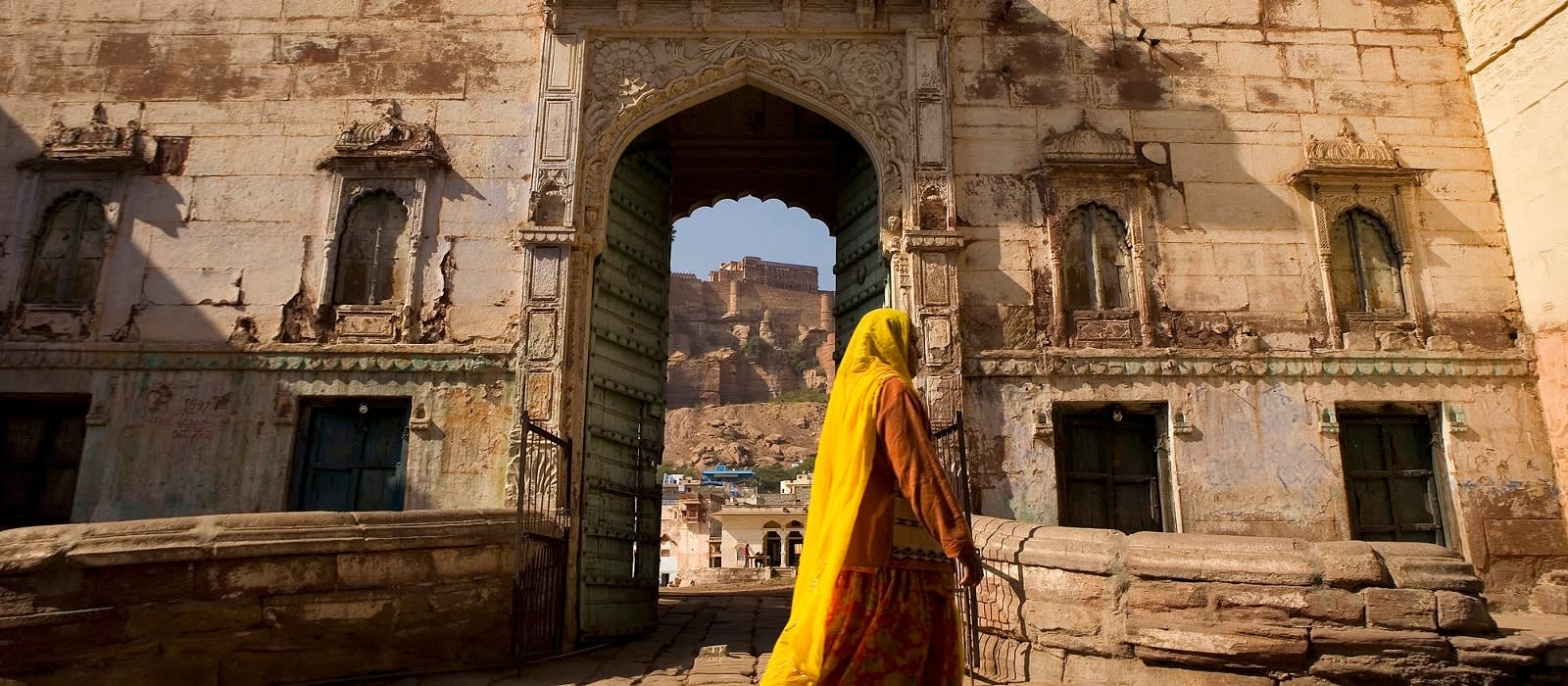 Raas - Enchanting Travels