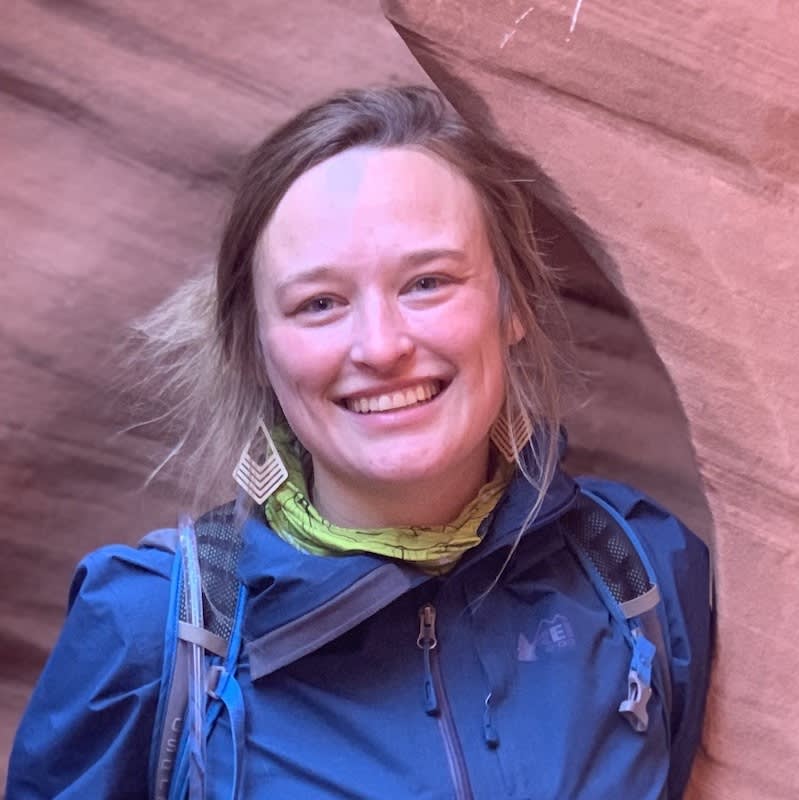 Alyssa Smith - Enchanting Travels