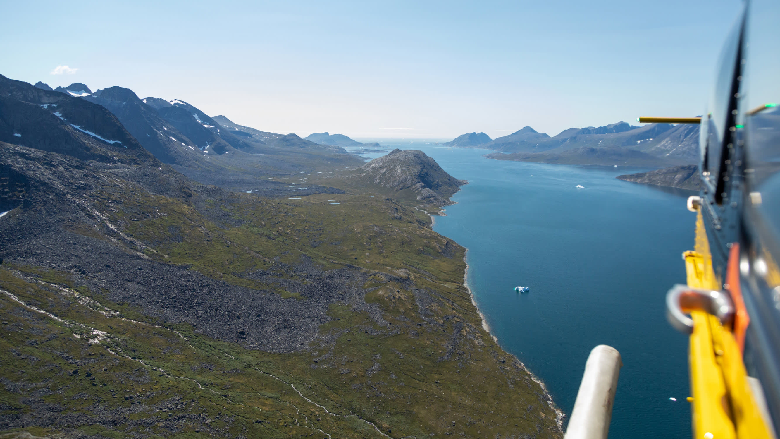 Flightseeing the Arctic In a Helicopter Tour - Quark Expeditions
