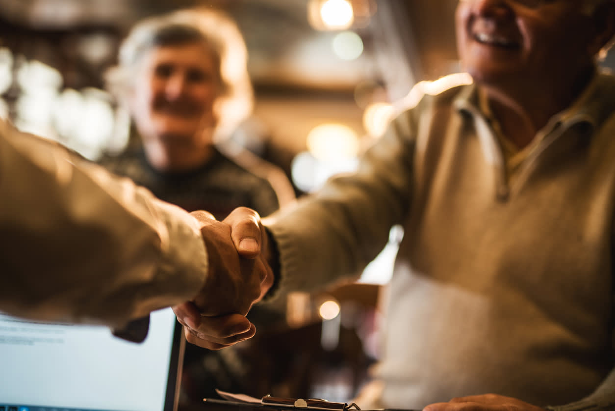 Irish Customs: 12 Dos and Don’ts for Visiting Ireland - YMT Vacations