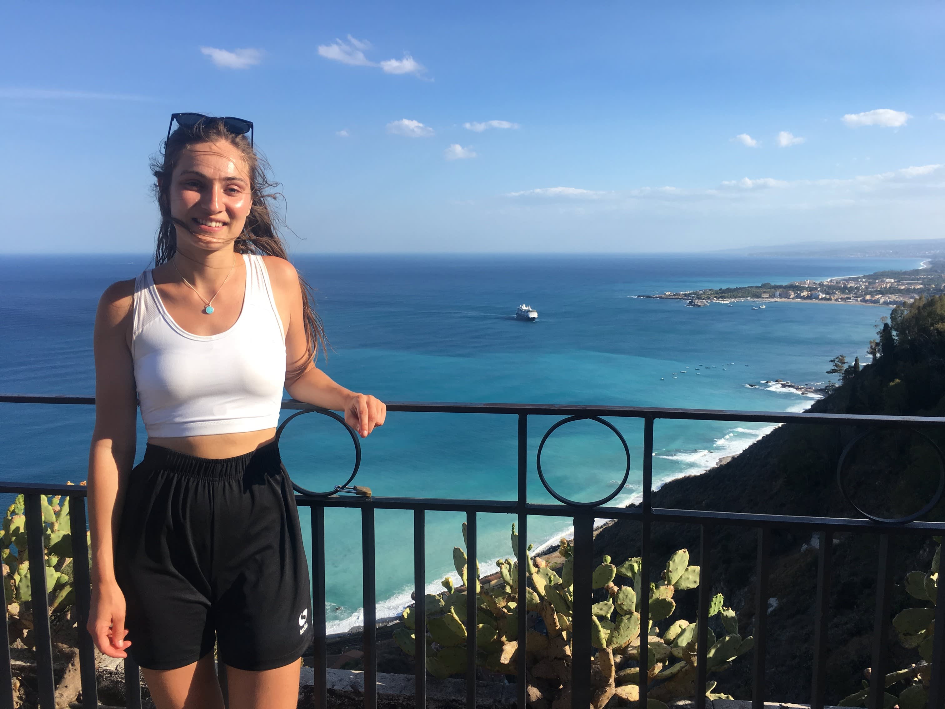 Travel Expert - Robyn Lewis | Exodus