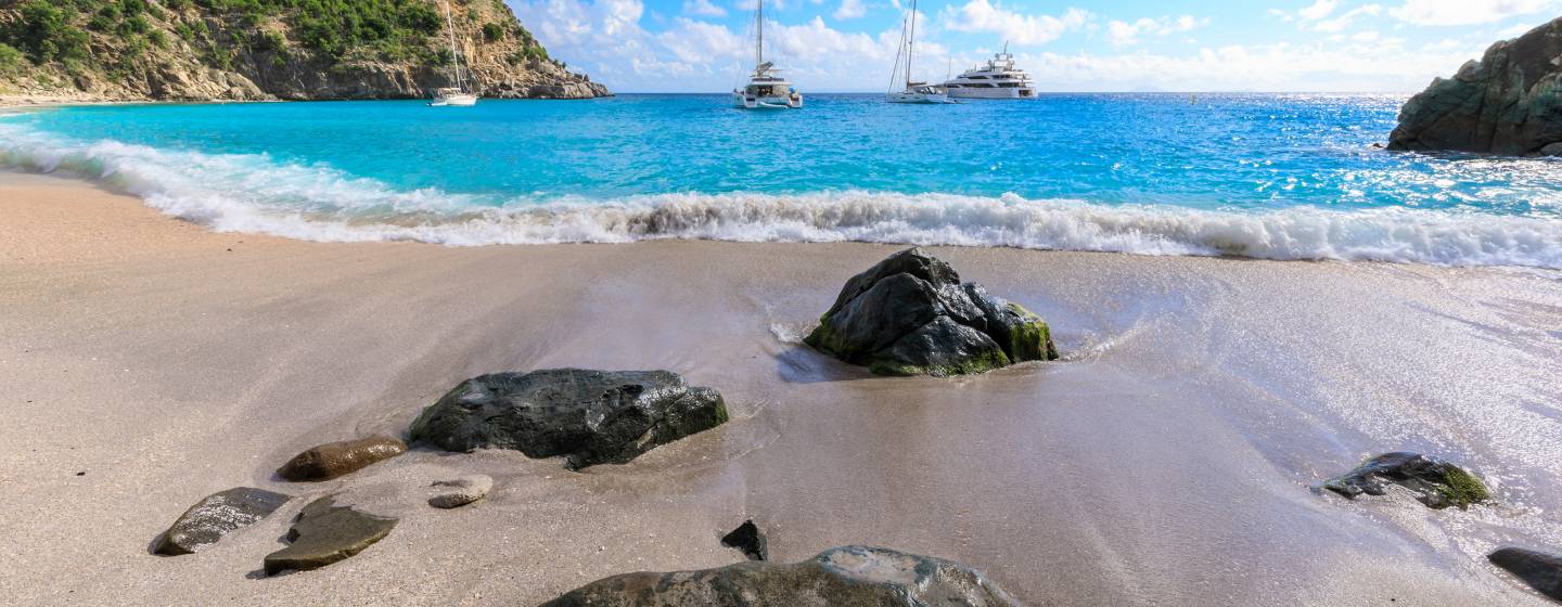 St. Martin Yacht Charters & Sailing Vacations USA | Sunsail