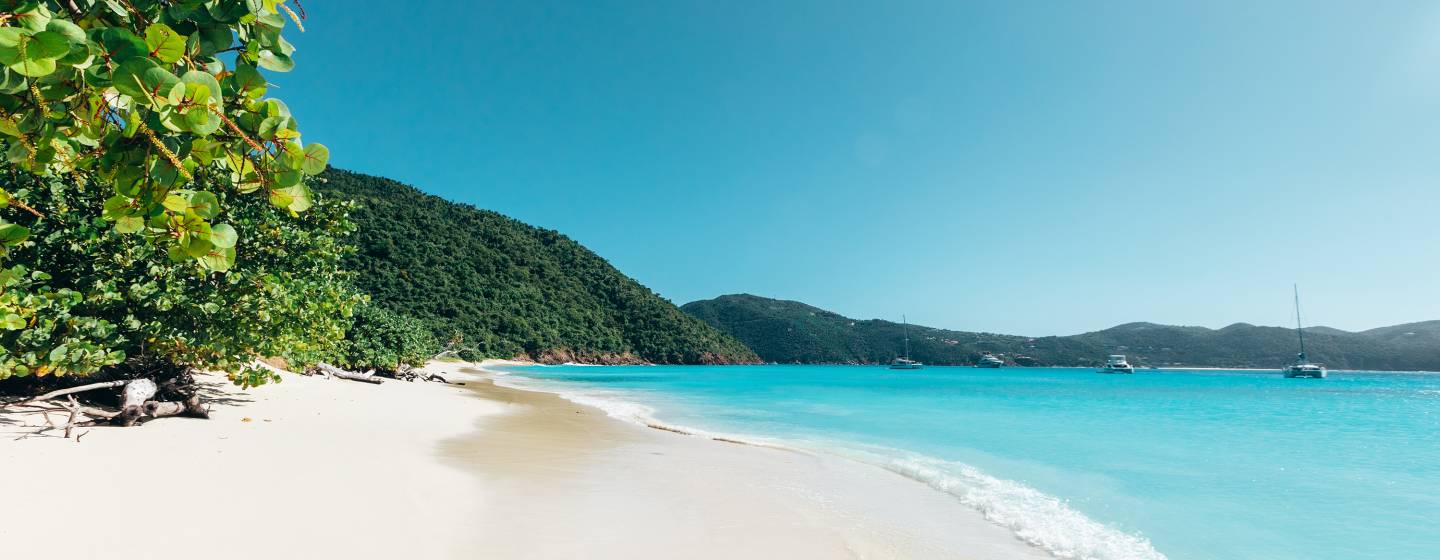 Bareboat Charter BVI | Sailing in the BVI | Sunsail